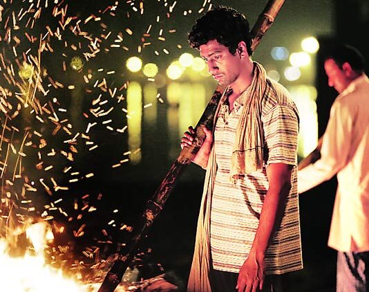 Filmy Keeday - Reviews | Dialogues | Movies | TV Shows